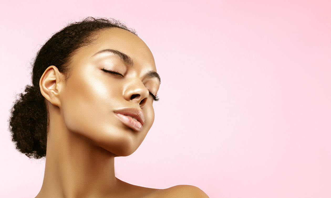 C-Skincare, 1 of 3 huidverbeterende gezichtsbehandeling(en) bespaar 65% in Noordkop via Social Deal