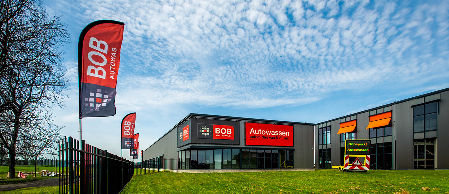 Met korting door de wasstraat bij BOB Autowas - Social Deal